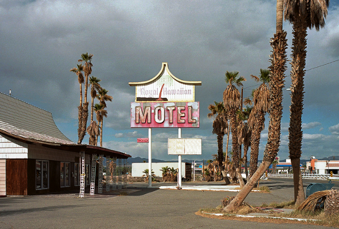 Motel Monday: Arne’s Royal Hawaiian, Baker, CA | Stuckey's